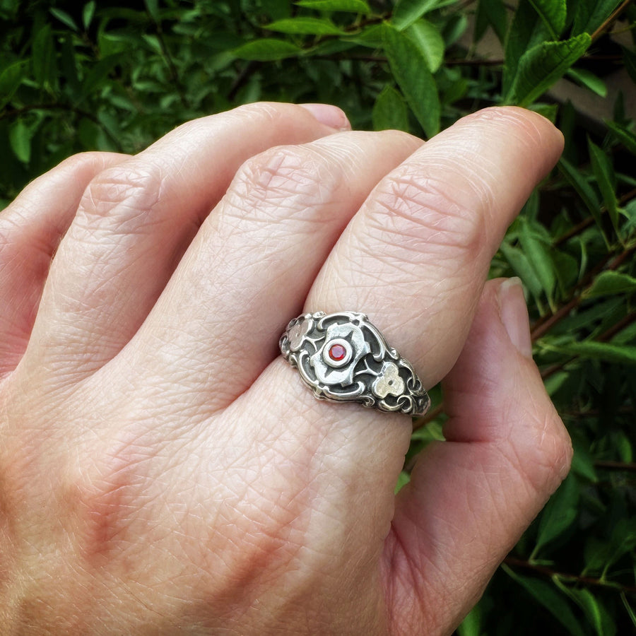 Gothic Daywalker Vampire Silver Ring with Garnet – Silverthaw Jewelry